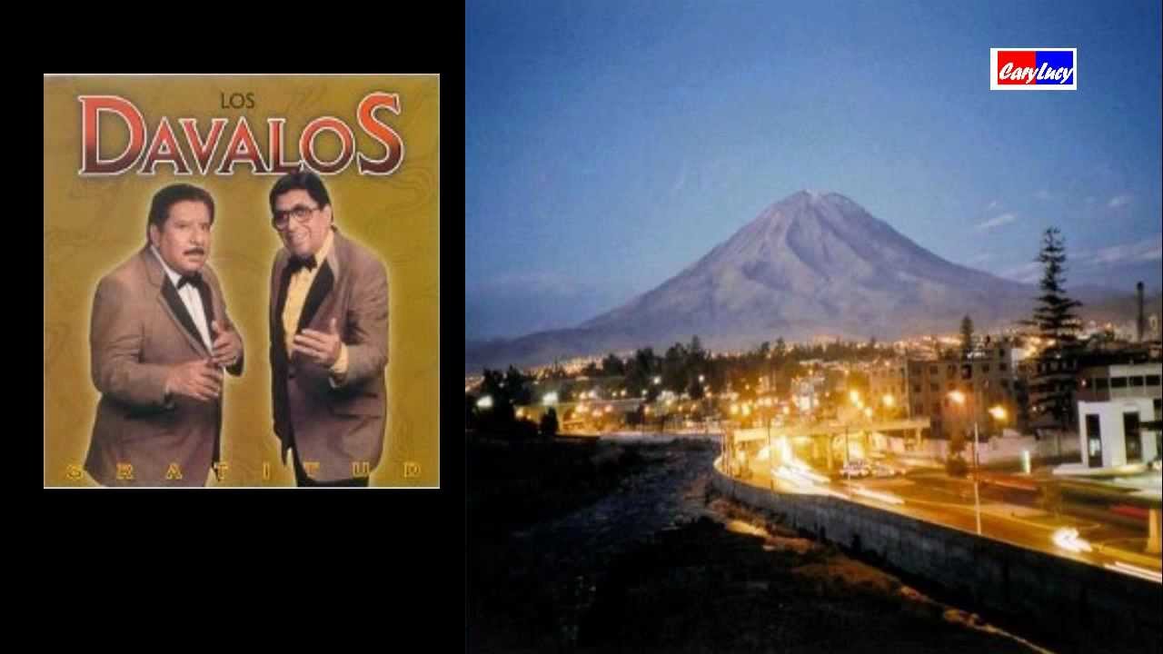 CARNAVAL DE AREQUIPA Benigno Ballon y Los Davalos PERU 2012 - YouTube