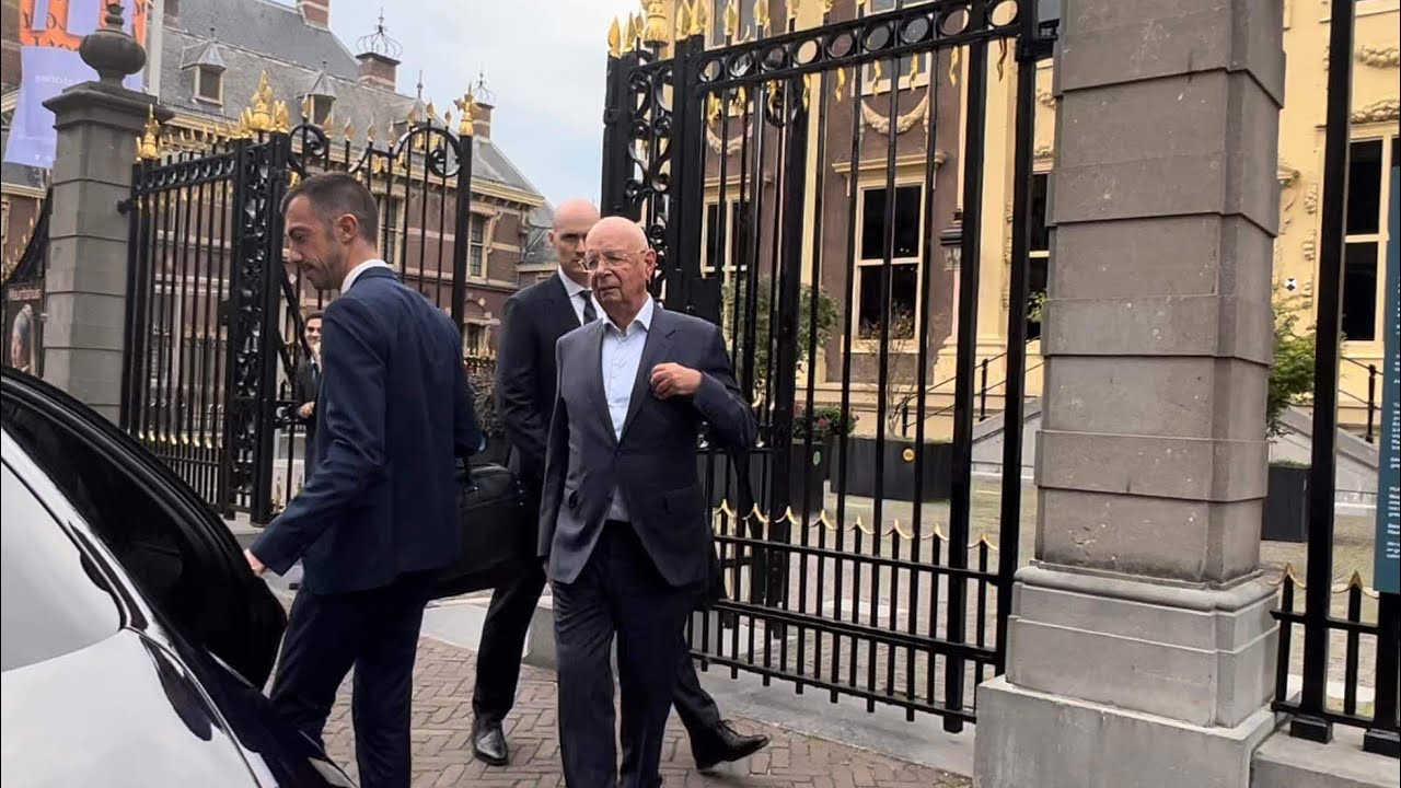 Klaus Schwab (World Economic Forum) Mark Rutte, Klaas Knot, Ingrid ...