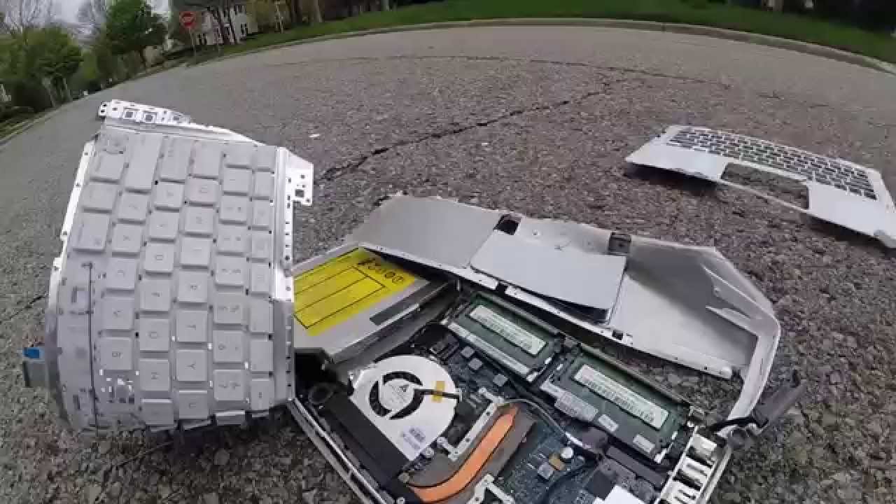 SMASHING A MACBOOK PRO COMPUTER! 1K SPECIAL! - YouTube
