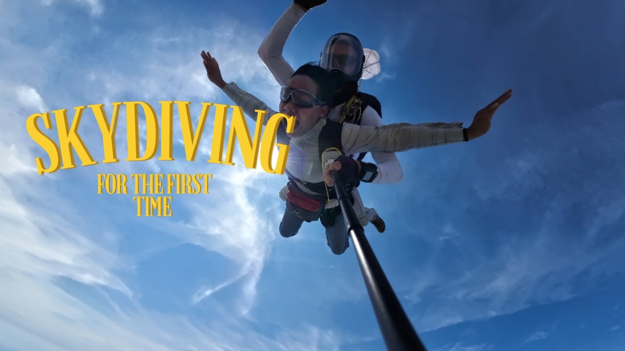 First time skydiving in France - YouTube