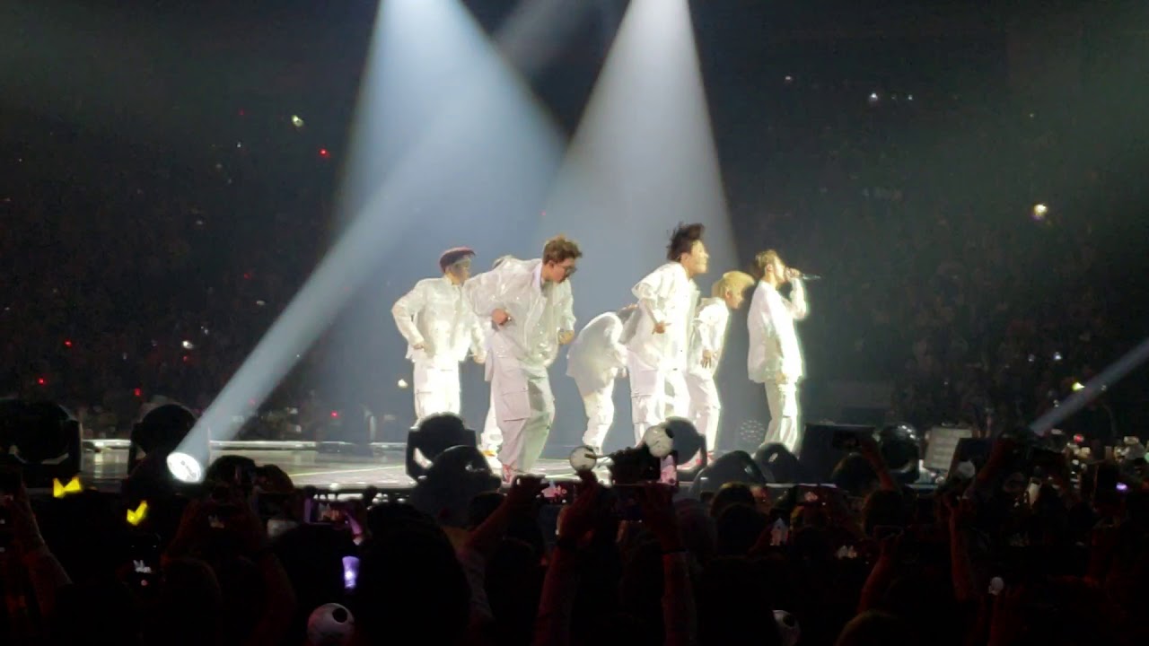 180922 BTS 방탄소년단 concert - Mic drop @ Love yourself tour in Hamilton ...