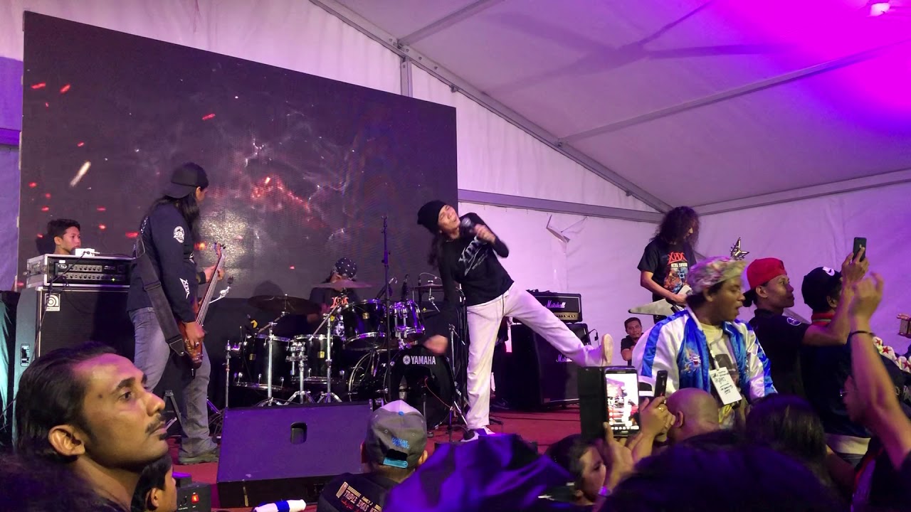 XPDC-Medley live at Klang - YouTube