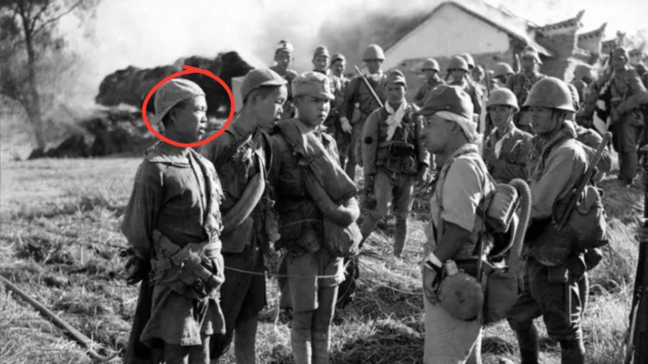Chinese child soldiers captured by the Japanese Army in Yueyang, Hunan ...