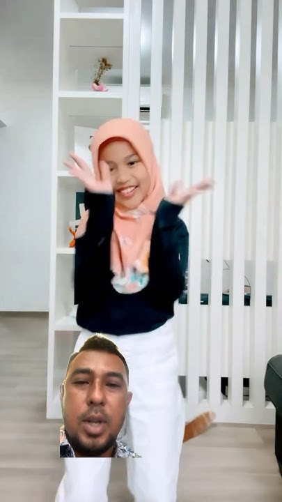 SAMBIL NUNGGU MAMA NGE DANCE DULU⁉️ #dance #hijabstyle #hijab - YouTube