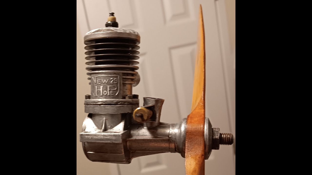 Model Airplane Engine Running Hope New 29 1952 - YouTube