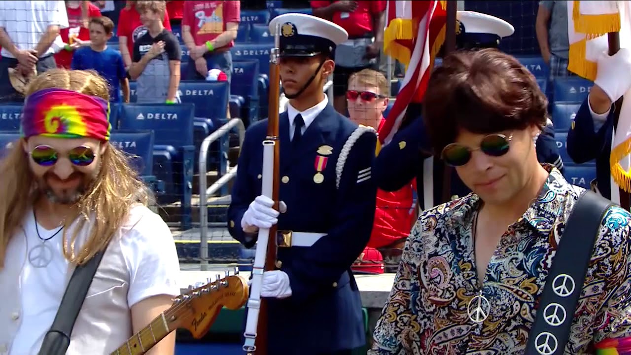 Phil Kominski performing National Anthem at Nats Stadium. - YouTube