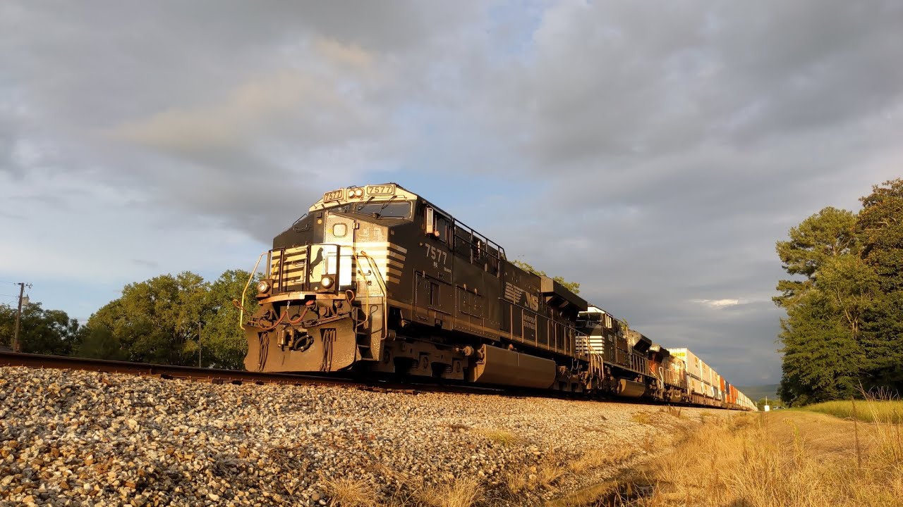 NS 7577, NS 1082, and BNSF 3908 slowly pull NS 265 through Gurley, AL - YouTube