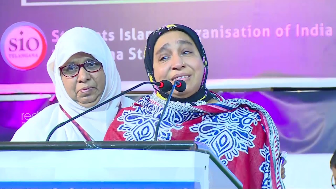 JNU Missing Student Najeeb's Mother Fatima Nafees Speech At YouthQuake ...