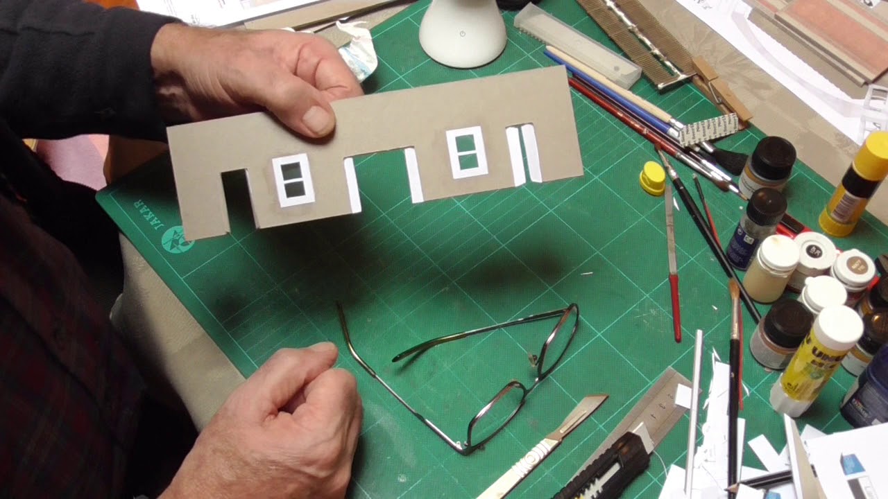 My model railway build 24. Scalescenes large station cafe and parcels ...