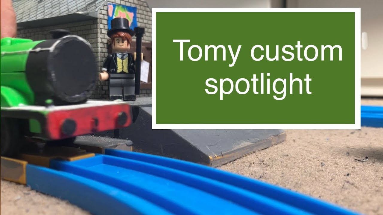 Tomy custom spotlight: Updated Oliver model - YouTube