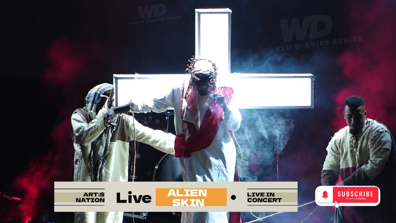 Watch Alien Skin’s dramatic entrance, mimicking Jesus on the cross ...