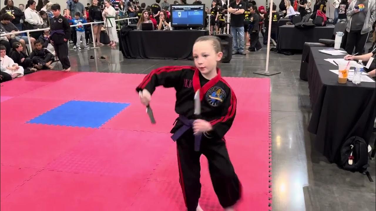 Miss Jessika (10) does form Double Daggers. - YouTube