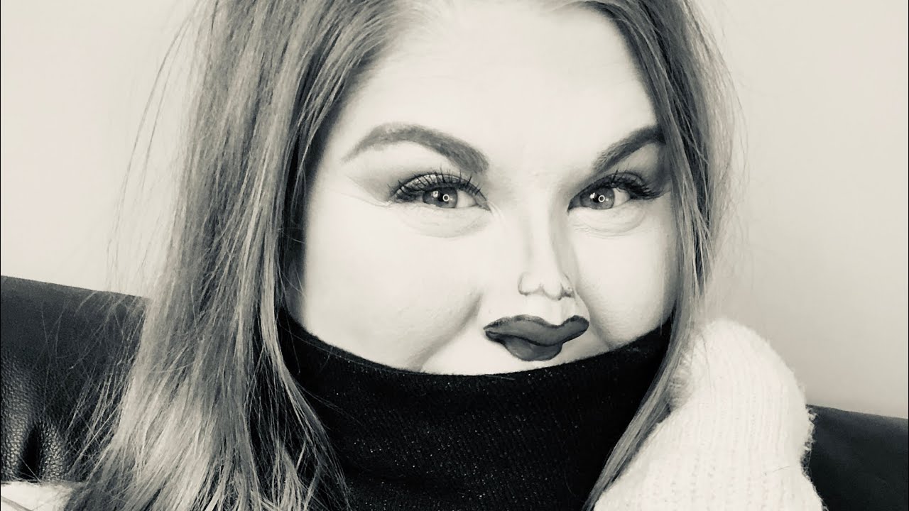 The Tiny Face Challenge 👽 - YouTube