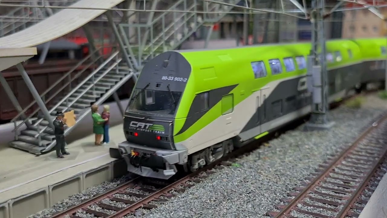 H0 Modelleisenbahn - Fahrvideo September 2022 - YouTube