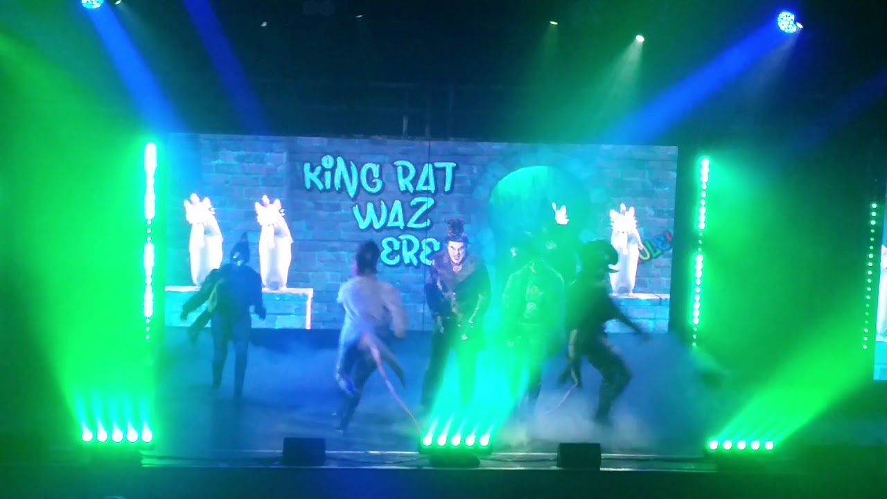 Butlins panto skegness Christmas 2017 - YouTube