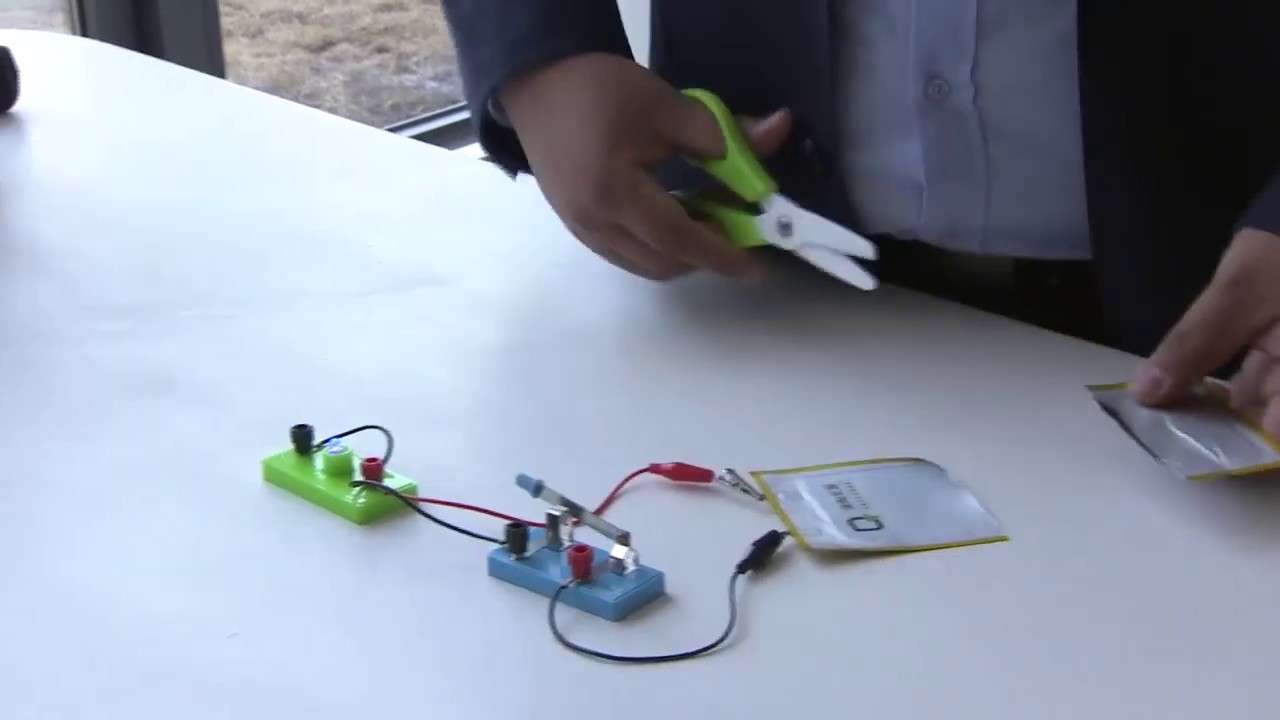 Solid State Battery Destructive Testing Demo - YouTube