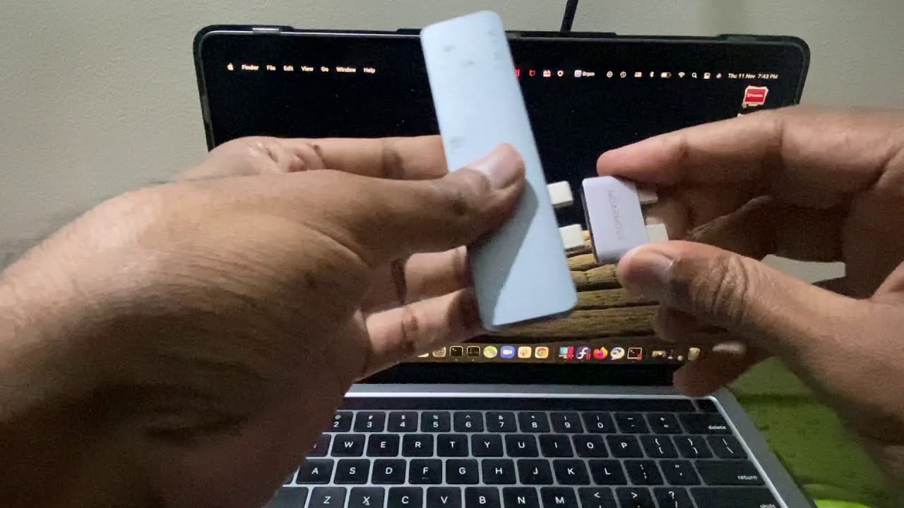 Hub Extension Adapter for MacBook with case - YouTube