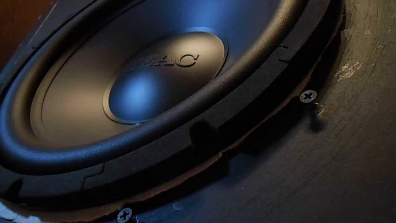 TEAC TE-SW12 Woofer Excursion - YouTube
