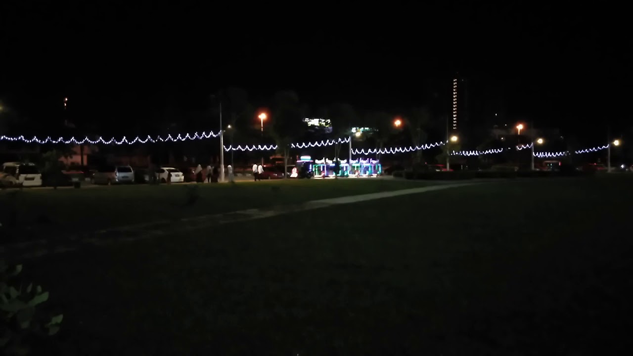 Meru Roundabout Train - YouTube