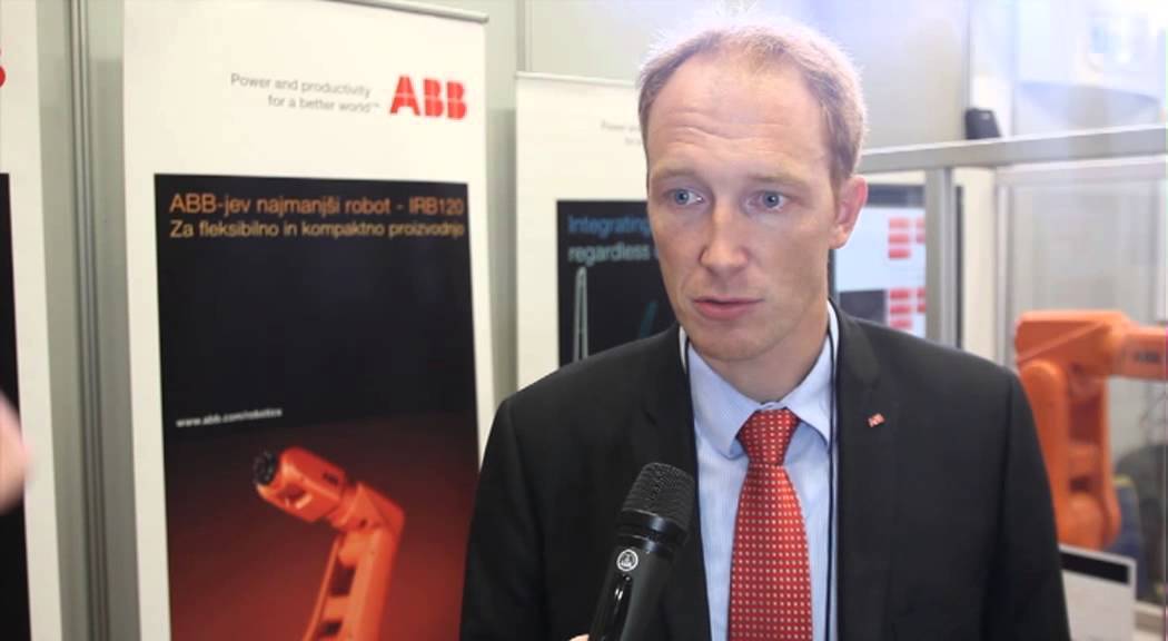 Robert Logar, vodja robotike v podjetju ABB - YouTube