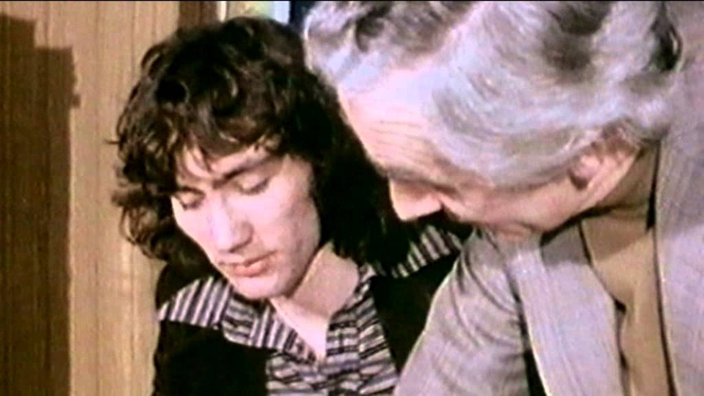 Robin Friday News Item on BBC TV - YouTube