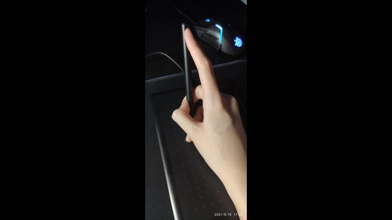 I try the Ryuk grip - YouTube