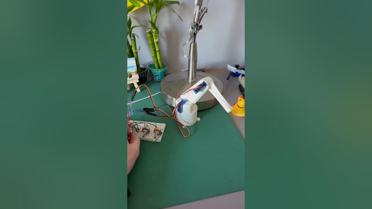 Manual Control Of 9g Servo Arm Arduino Arduinorobot Diy Arduino