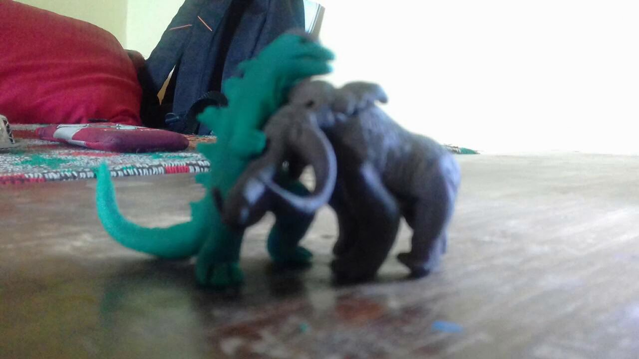 Godzilla vs alien mammoth - YouTube