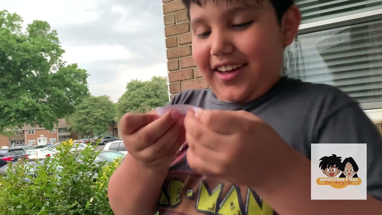 Opening a Ryan and LOL surprise - YouTube