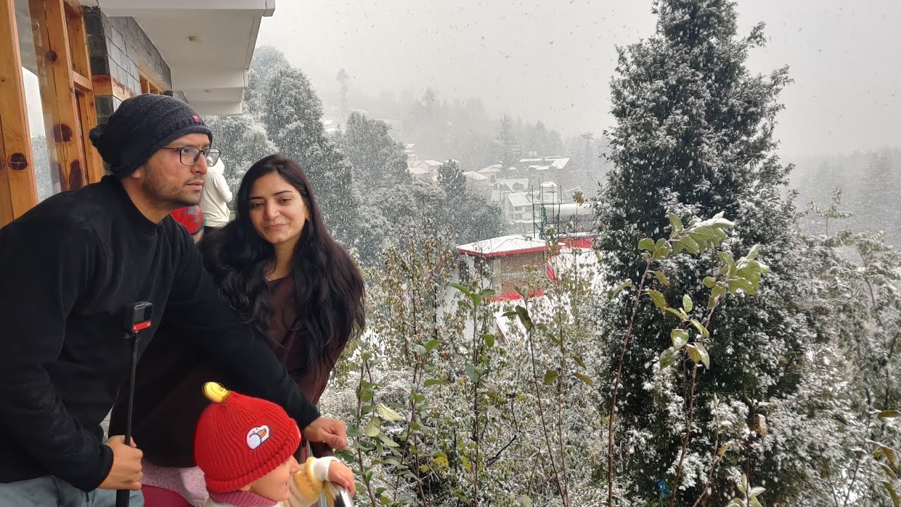 Day-2 / we are surprised to see snowfall in manali in November/ मनाली ...