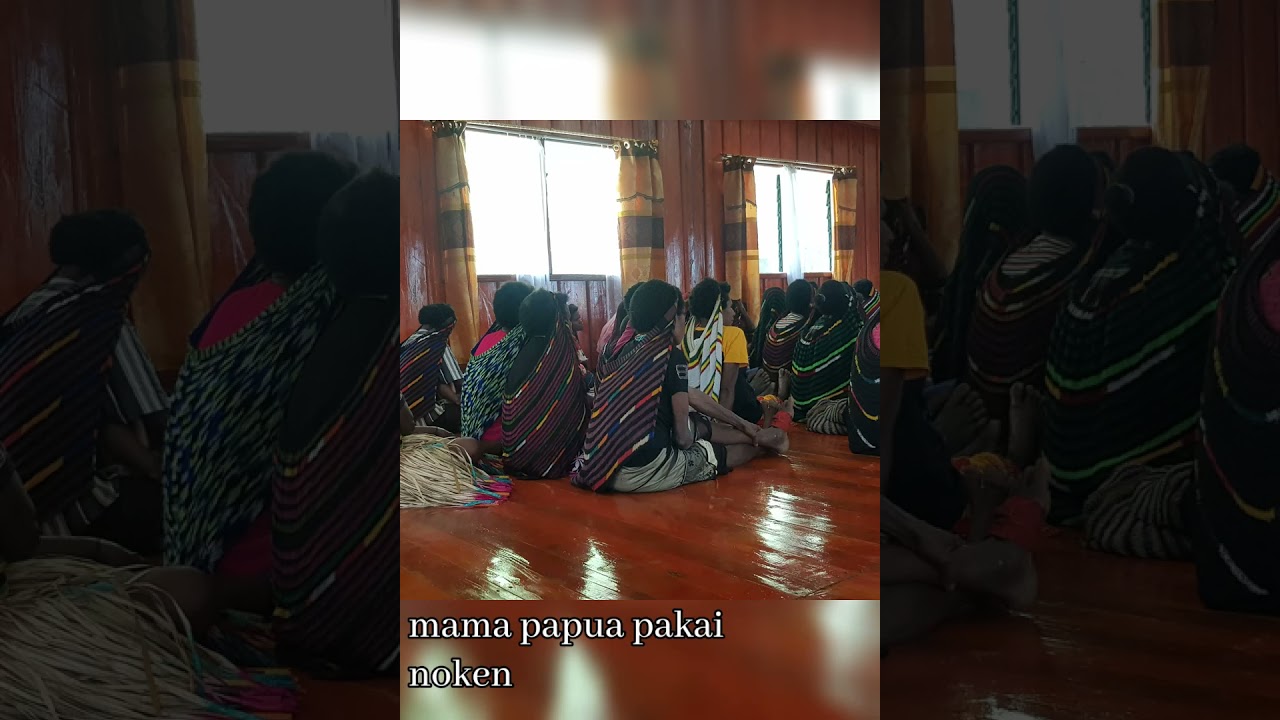 Mama-mama papua pakai noken#"Shorts" - YouTube