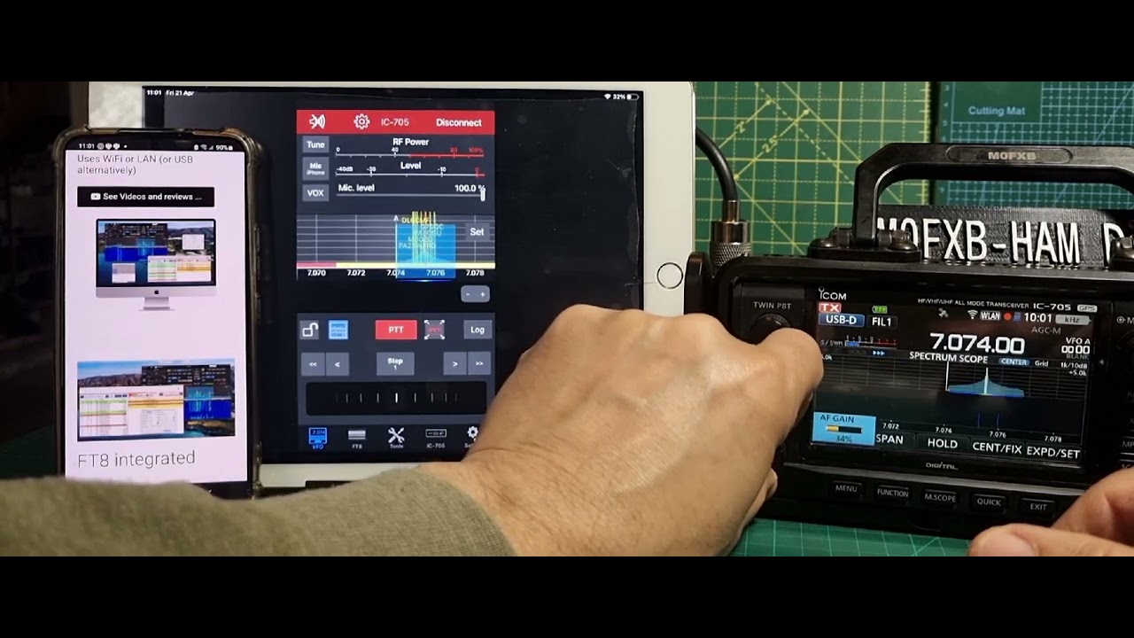 iOs SDR Control, Icom IC-705 & Quick FT8 - YouTube