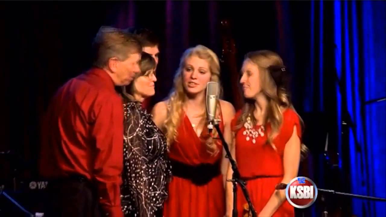 The Petersen Family Featuring Ellen Petersen "Lovesick Blues" OKC Rodeo ...