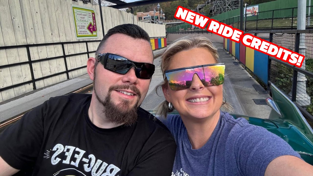 Dollywood's Smoky Mountain Christmas | Dollywood | Winter 2024 (Vlog ...