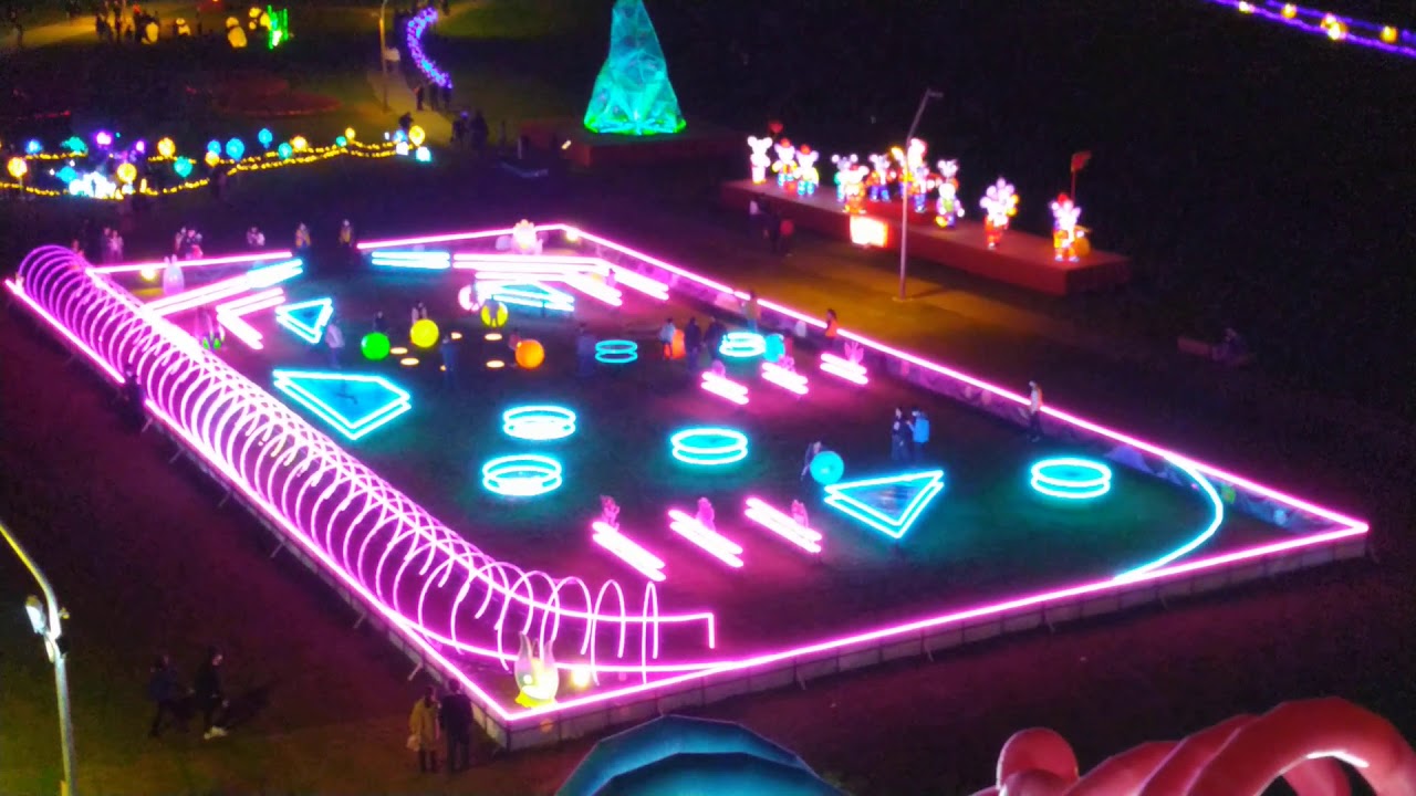 Pinball in Taiwan - YouTube