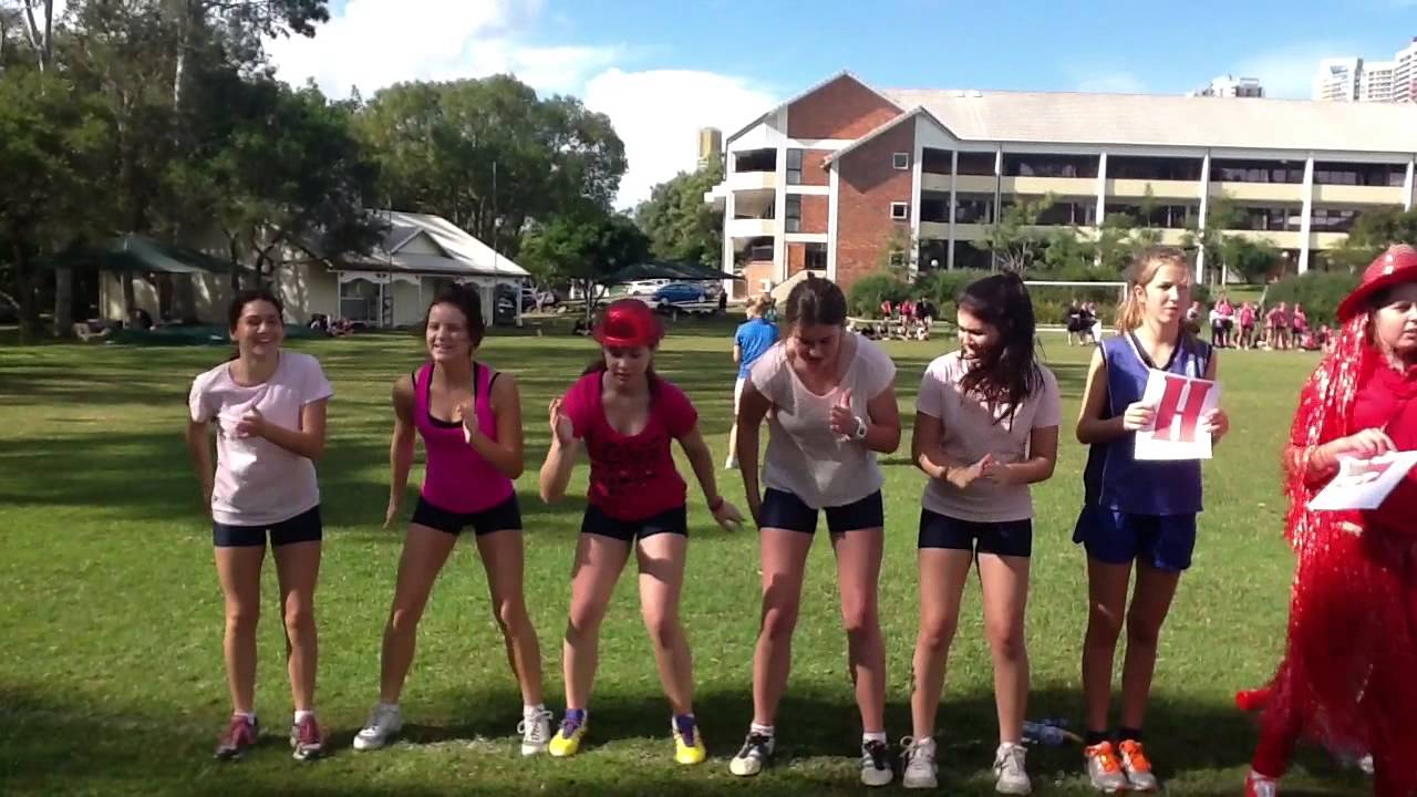 Year 10 HPE Touch Tournament - YouTube