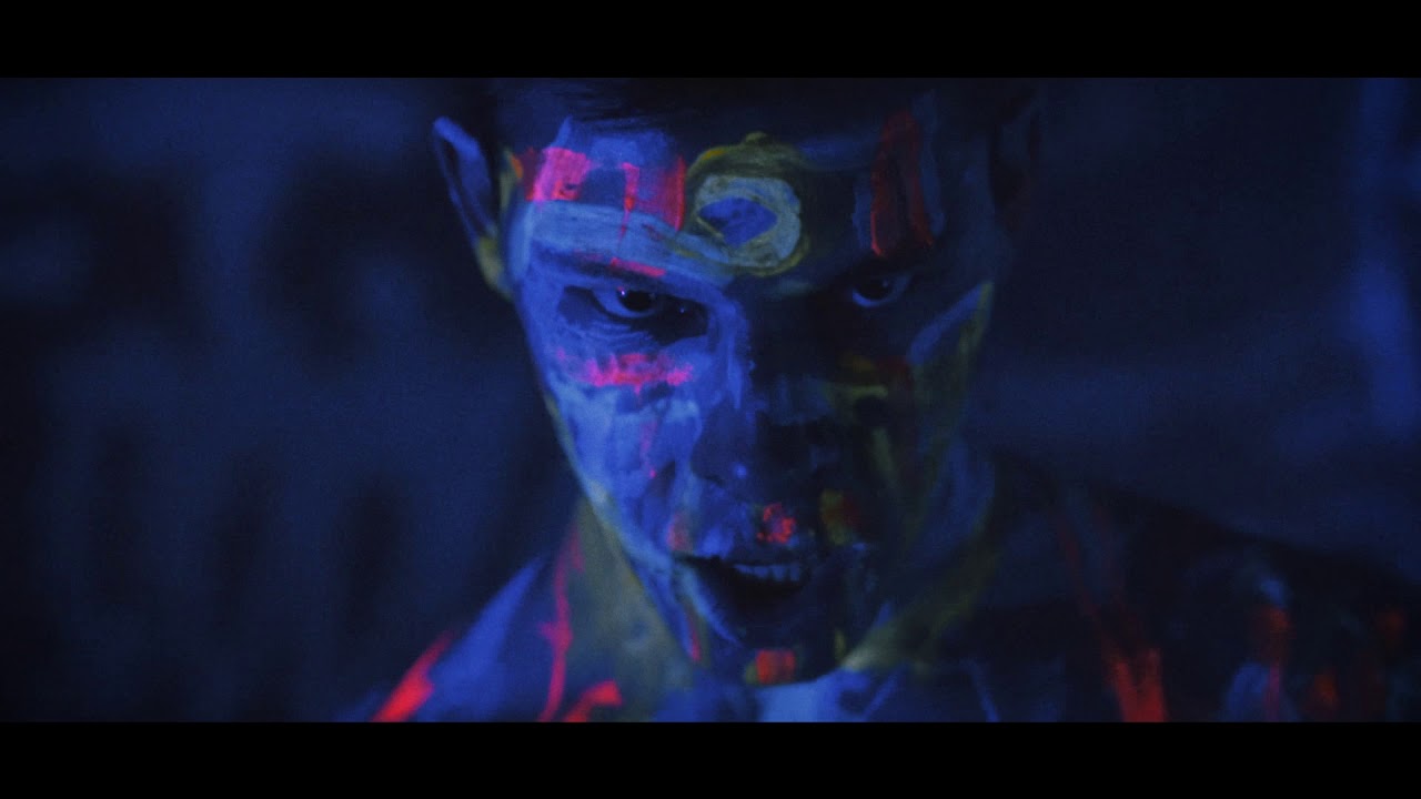 Mike's Dead - Jeepers Creepers (Official Music Video) - YouTube