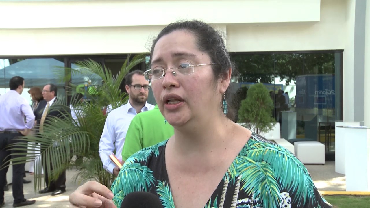 Mónica Genet, Directora de Tecnología Educativa sobre el Centro de ...