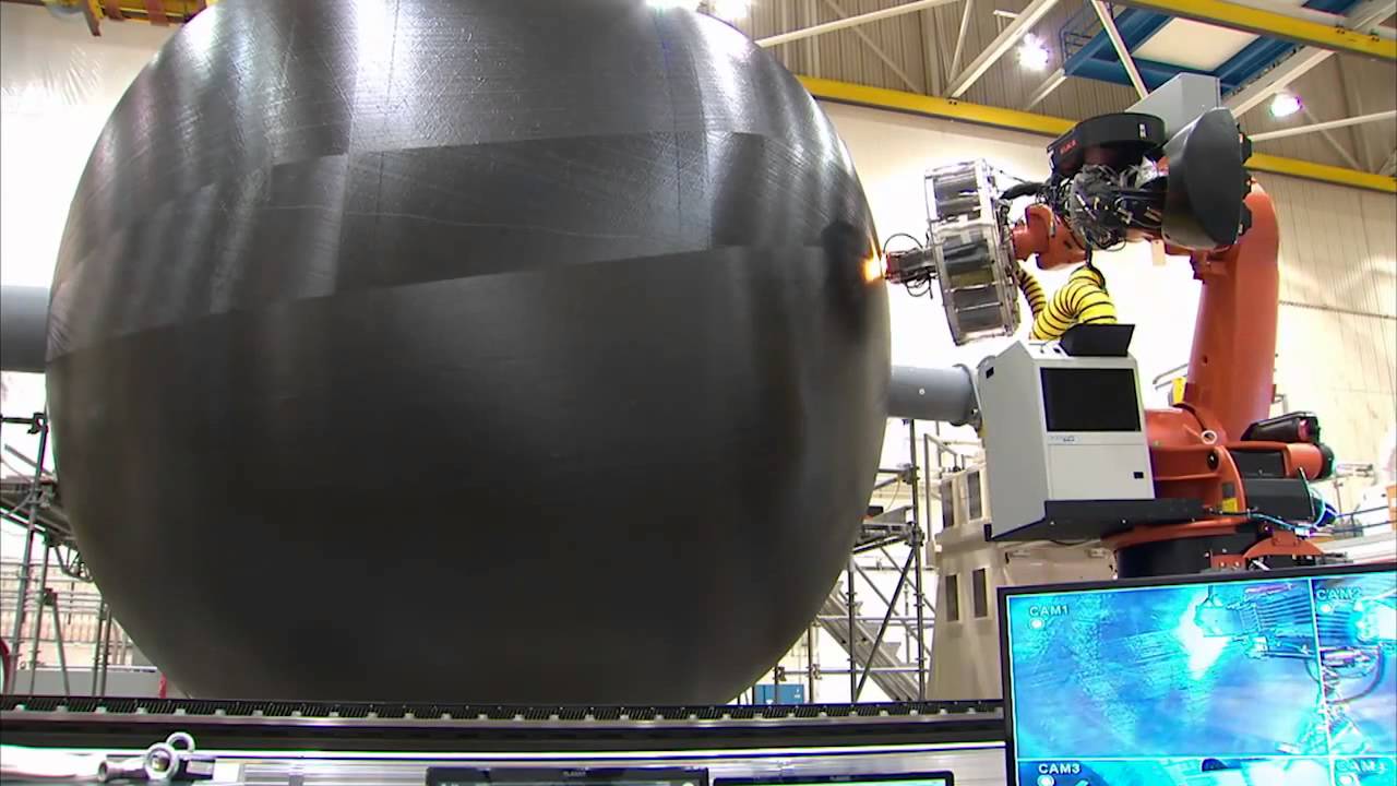 Manufacturing Large Composite Rocket Fuel Tank #NASA - YouTube