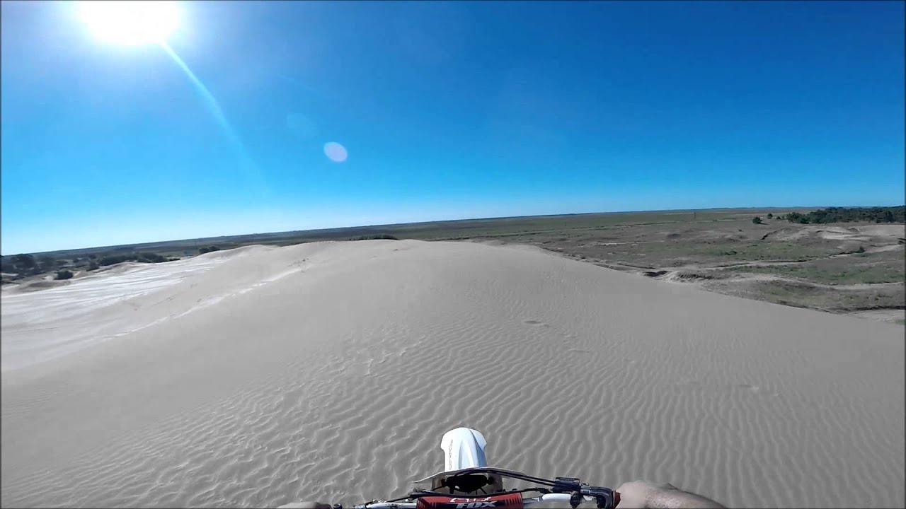 hernan en su xr 250 por los medanos de pinamar - YouTube