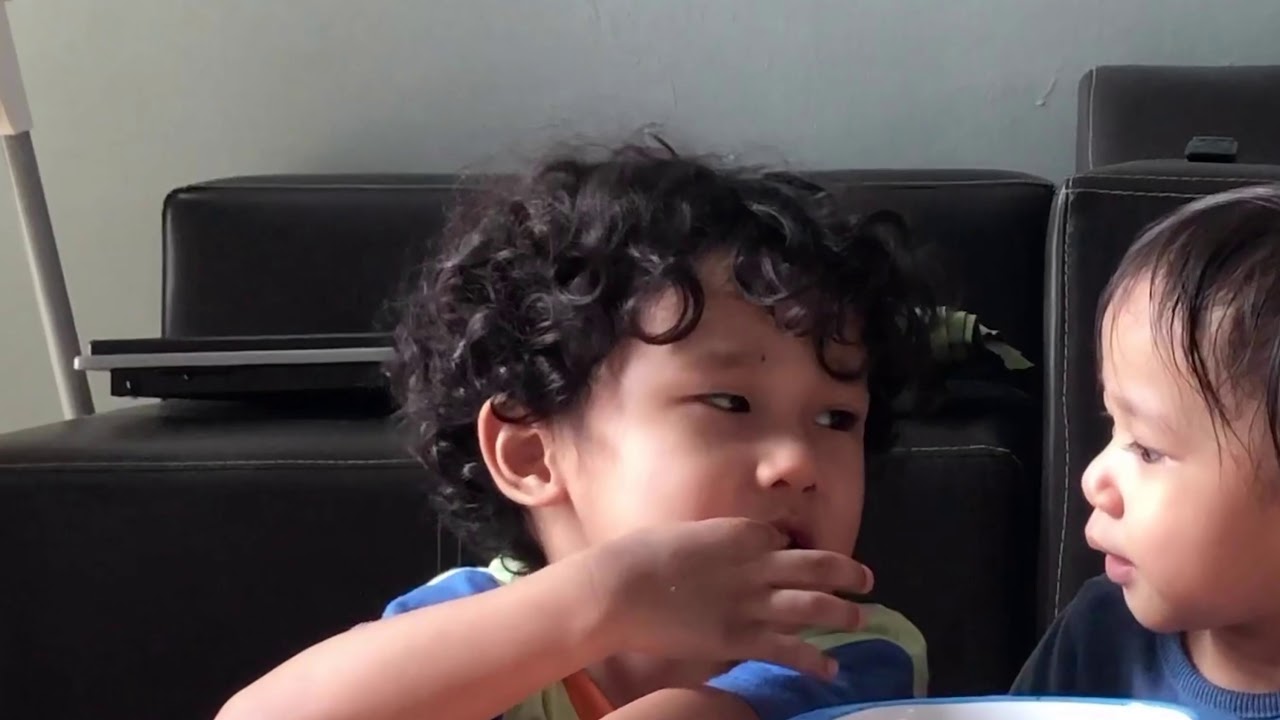 |ADEL AREEQ| Try Not To Eat Challenge - YouTube