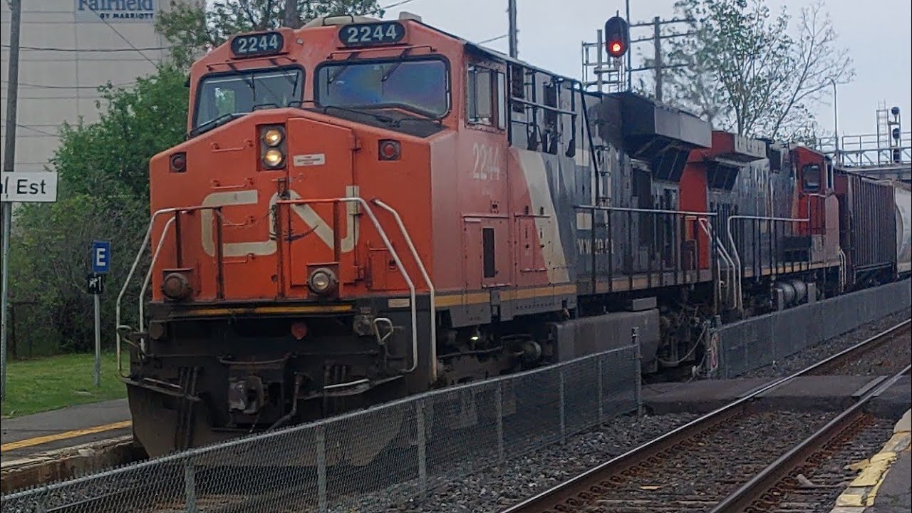 CN 321 avec CN 2244 & 2678 le 20 mai 2023. - YouTube