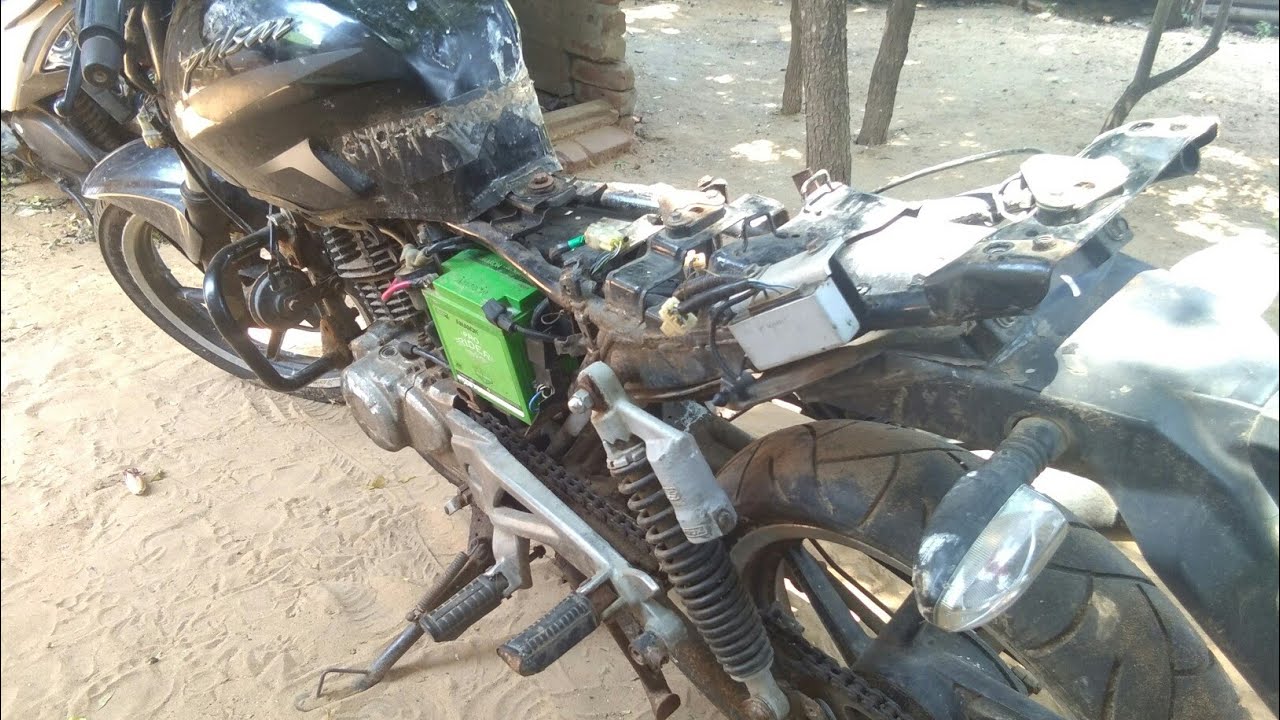 Pulsar back side cover remove 1 - YouTube