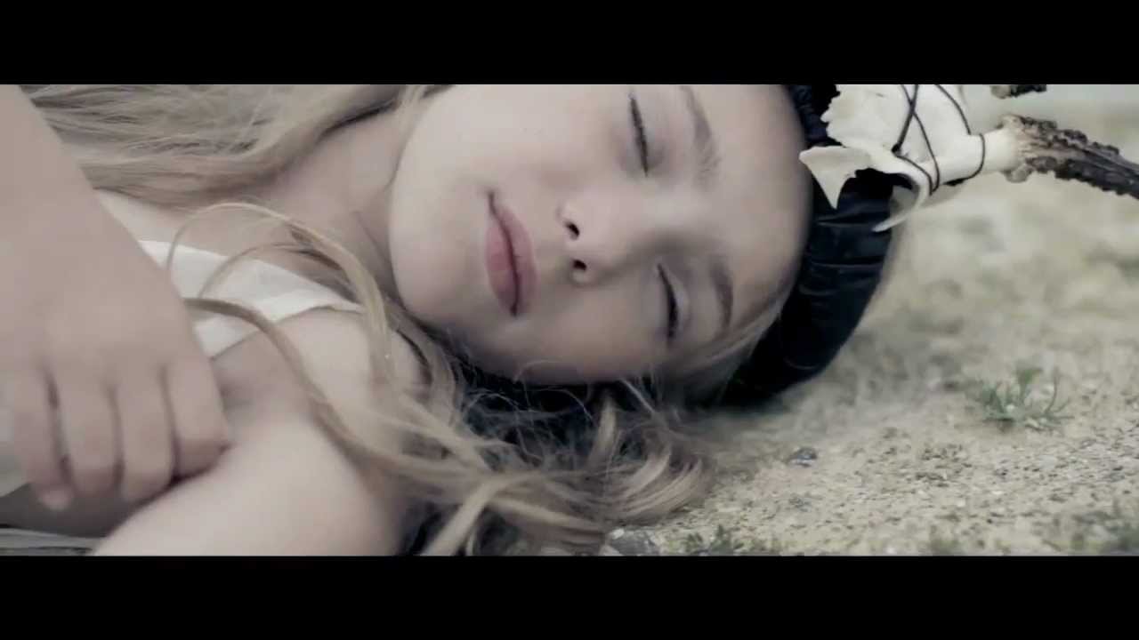 Medina - Fool (I feel bad for you) + "Synd for dig"-video - YouTube