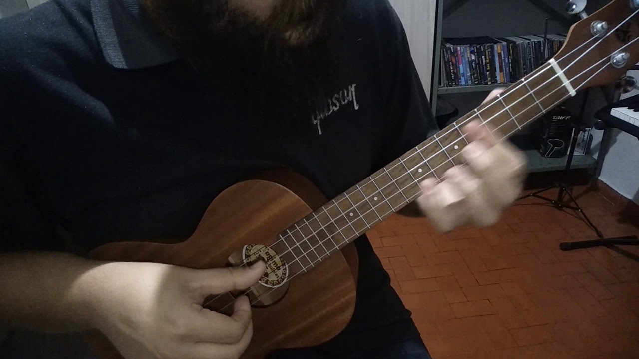 Wii Theme on Ukulele - YouTube
