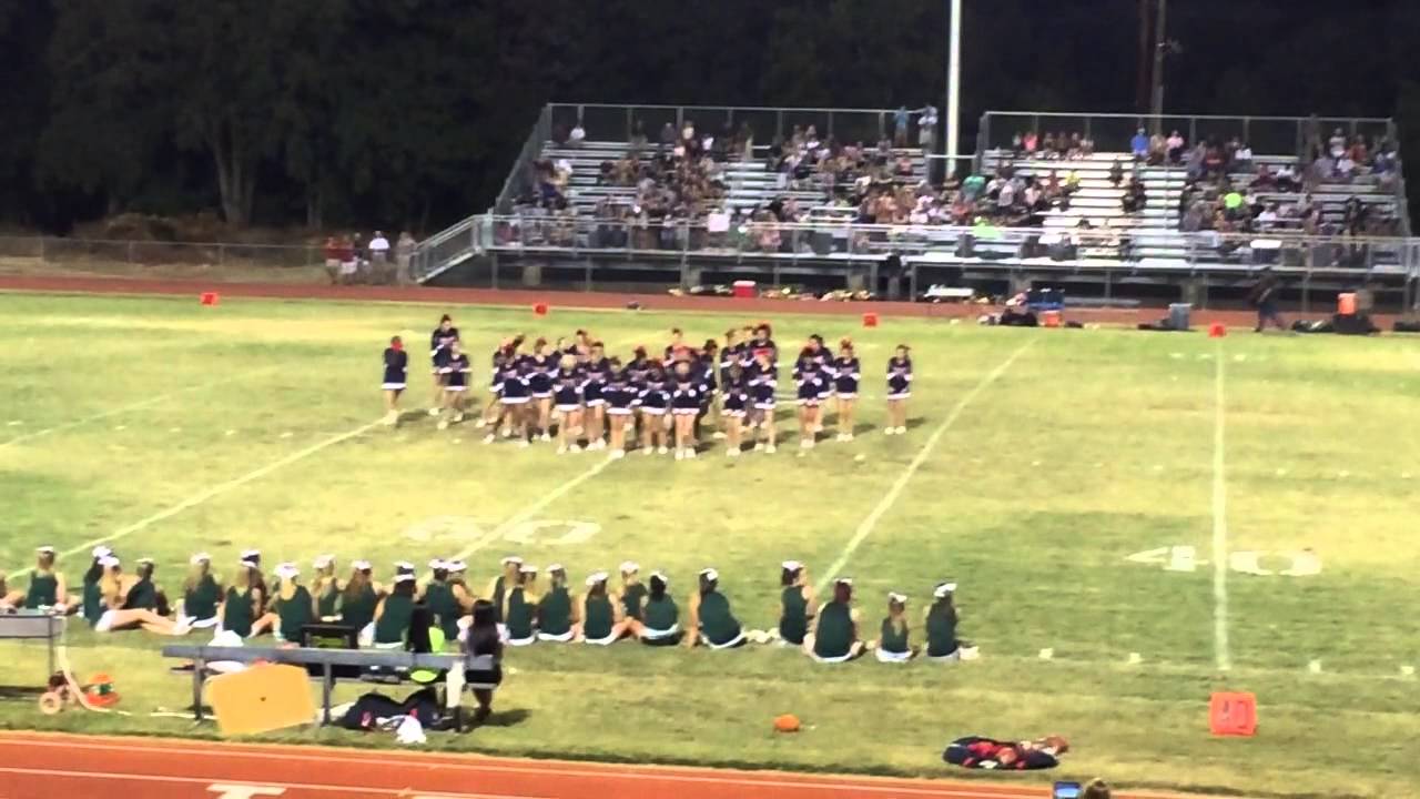 CVHS Cheerleaders * Varsity Halftime * 8/29/14 - YouTube
