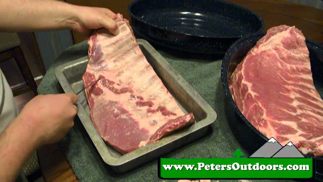 Preparing Ribs for the Masterbuilt Smoker - YouTube