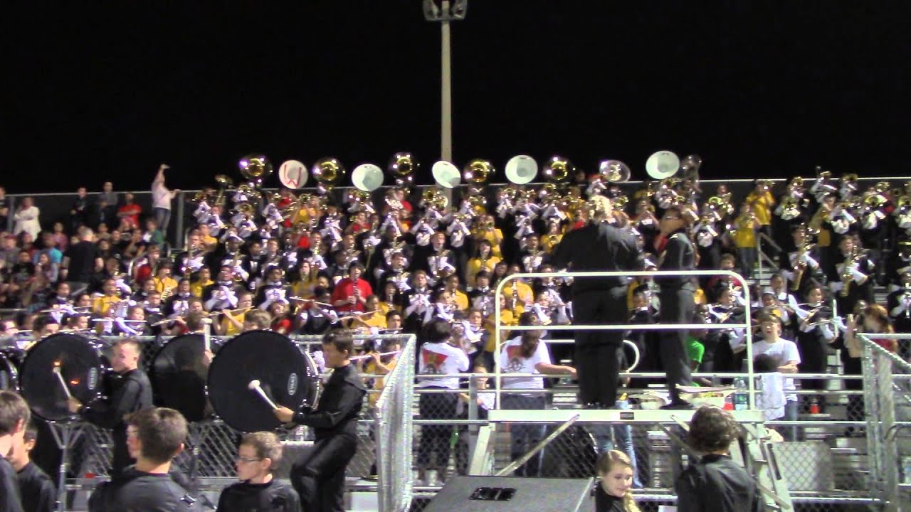 Oakleaf Golden Regiment with Jr. High bands - YouTube