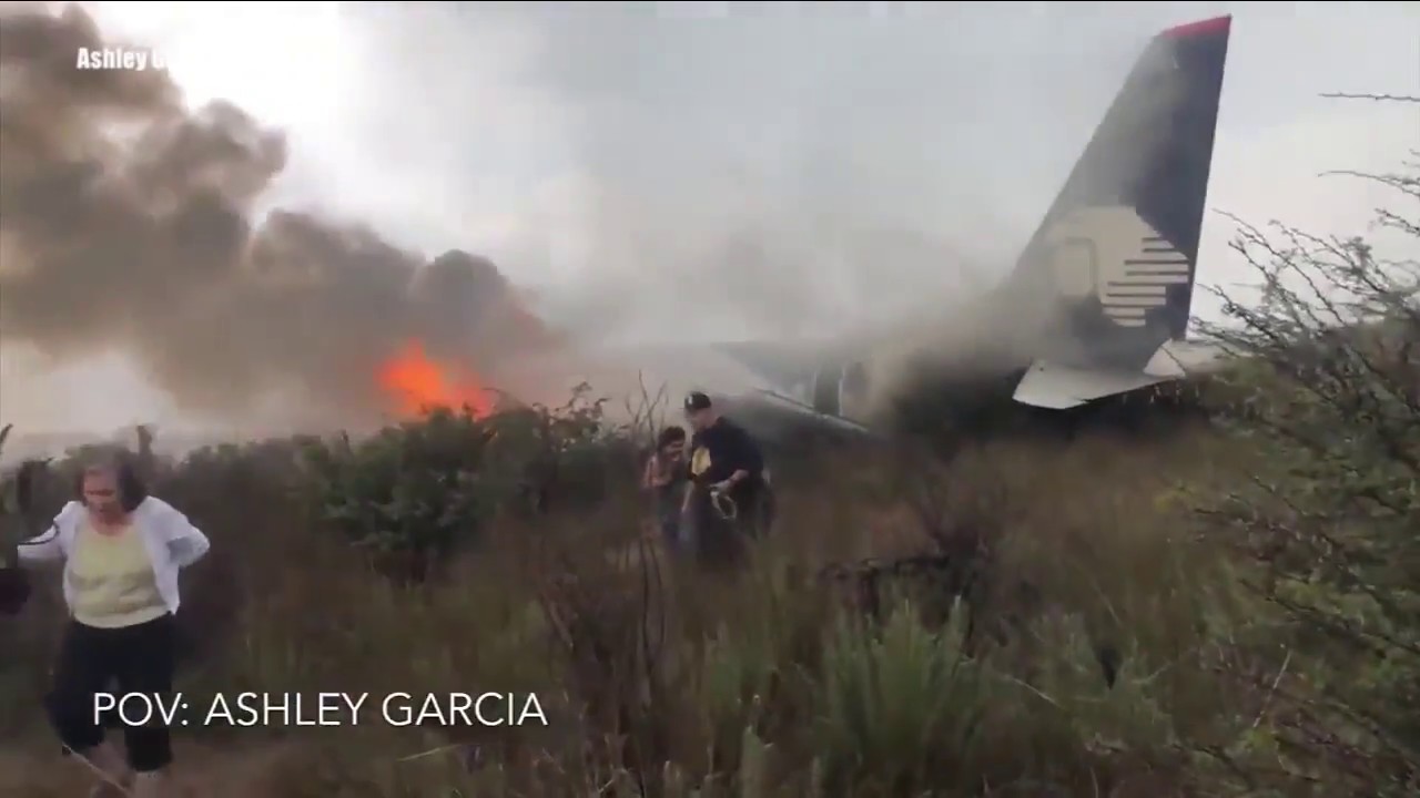 VIDEO: Cellphone footage shows inside of airplane during crash in ...