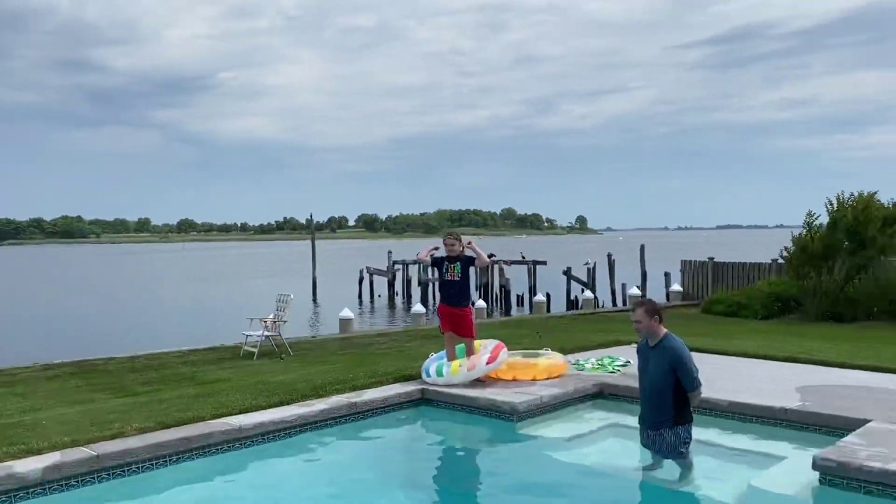 Human Ring Toss - YouTube